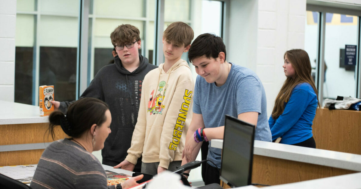 Administration & Office Staff | Maroa Forsyth Middle School