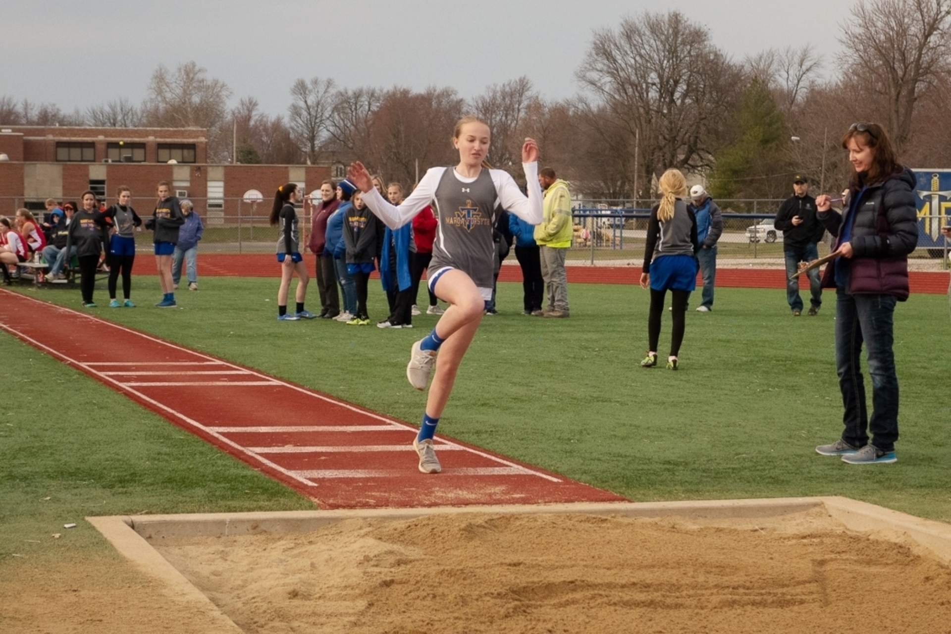 Girls' Track and Field | Maroa Forsyth Middle School